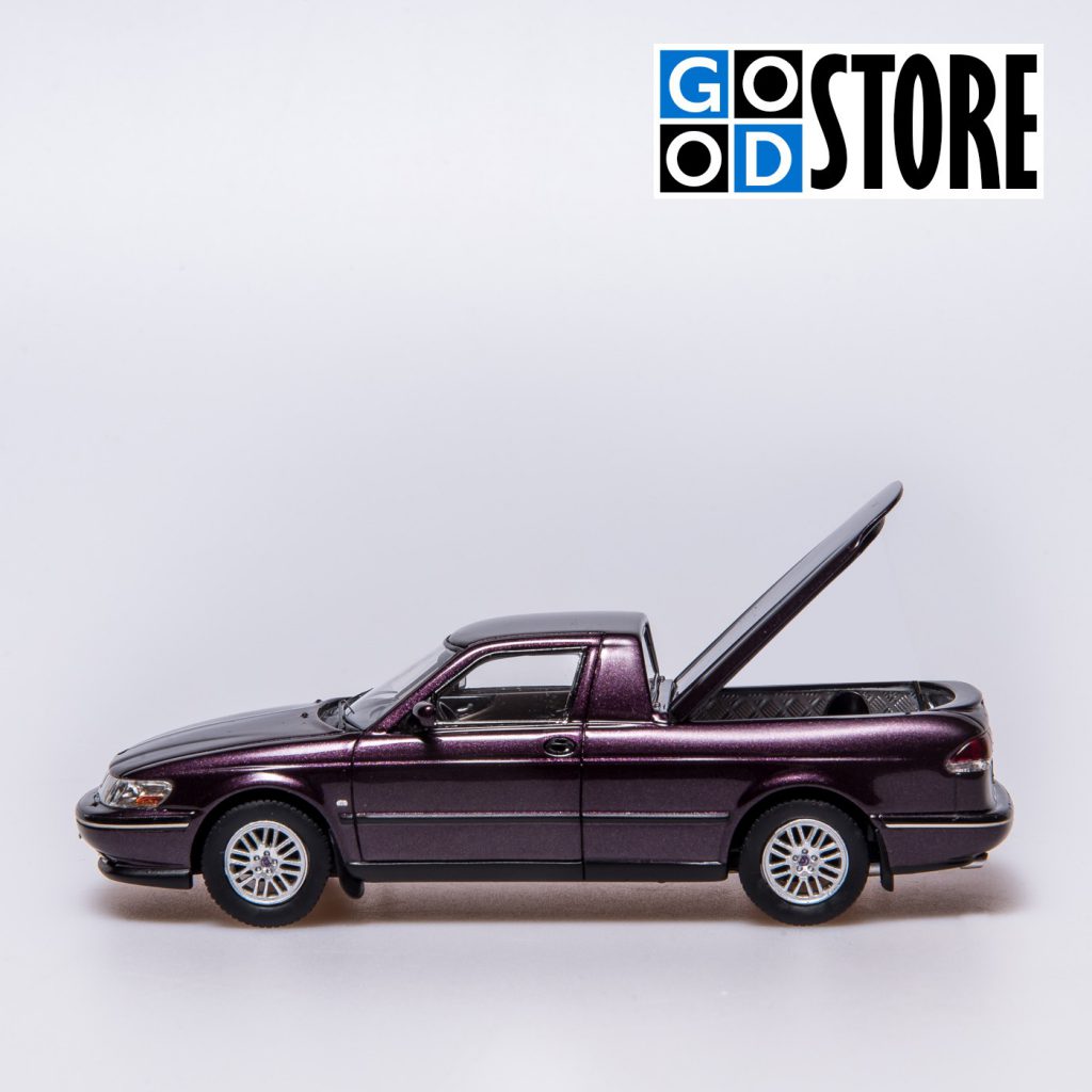 SAAB 900 2,3 Turbo PickUp MY1994 in scale 143 skaalas